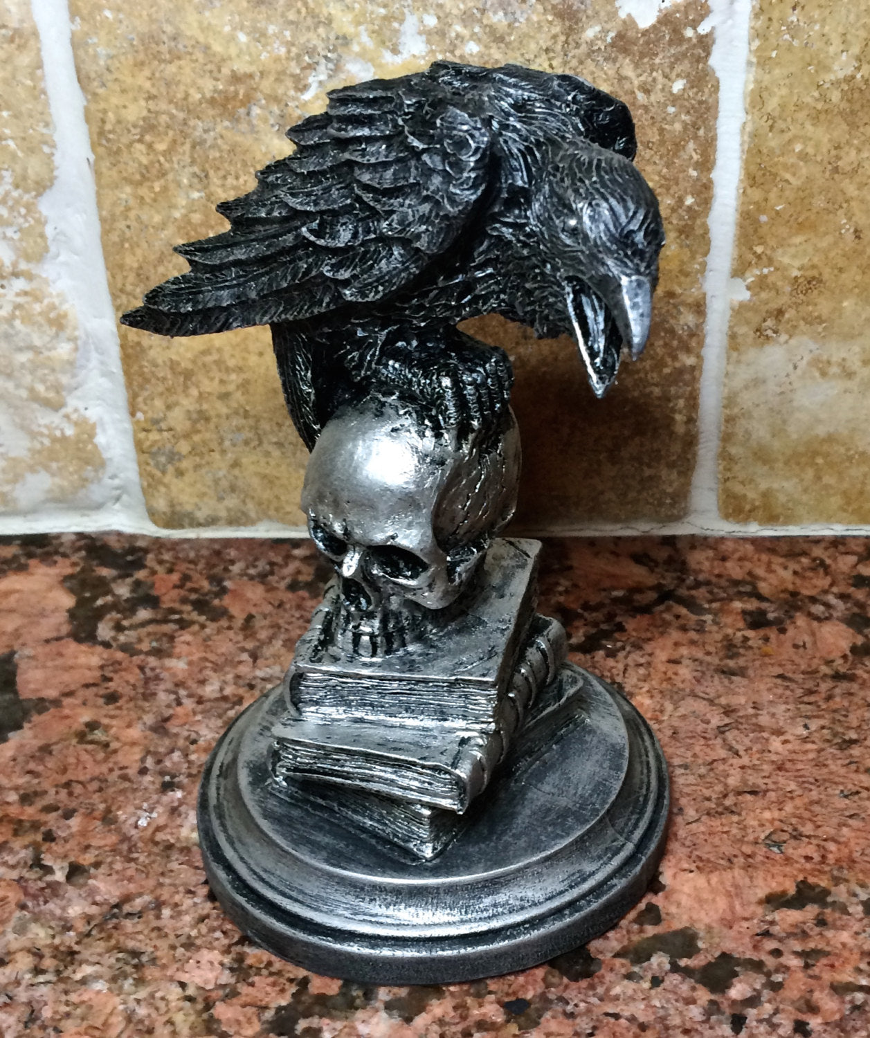 anyfreebie™-Gothic hand painted raven statue – anyfreebie.com